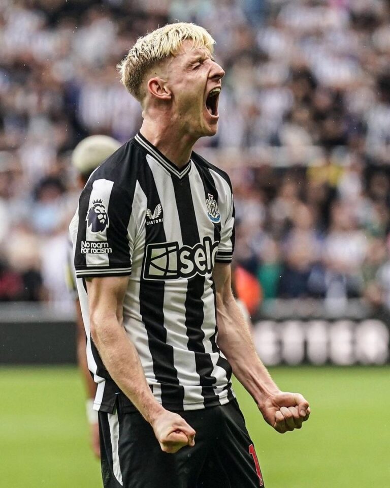 Top 10 Best Left-Wingers in the world (2025) - SNS